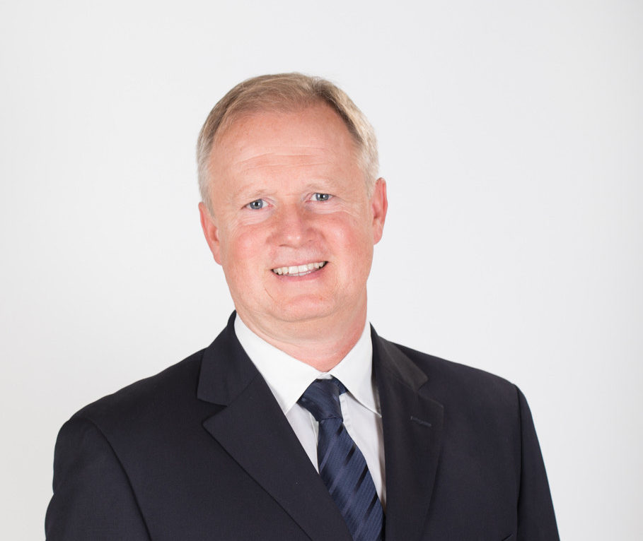 Erdész Zoltán, Dunakeszi alpolgármestere az Igazságügyi Minisztériumban ...